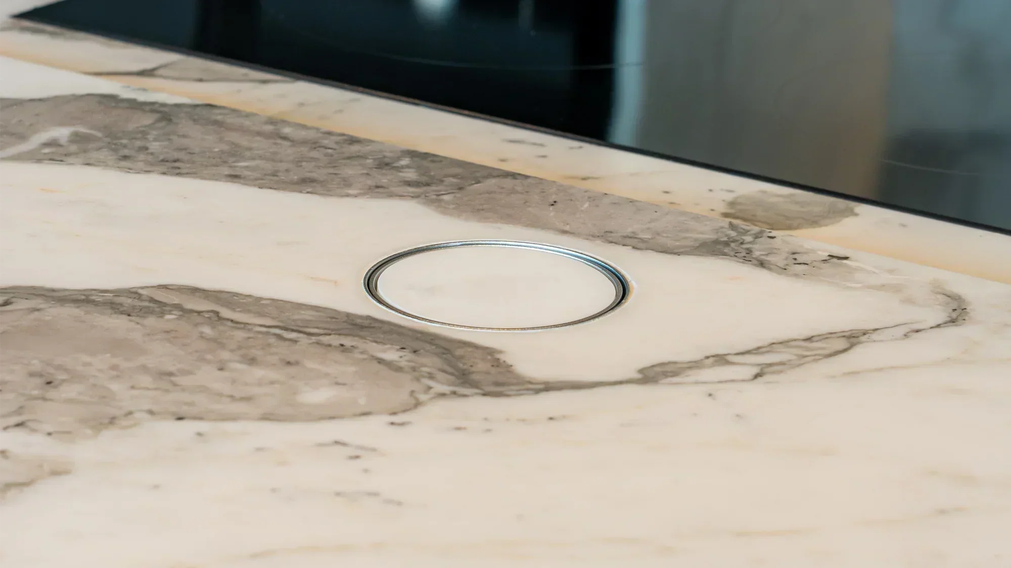 Recessed Outlets: A Clean Solution for Homes - Modern Power Solutions